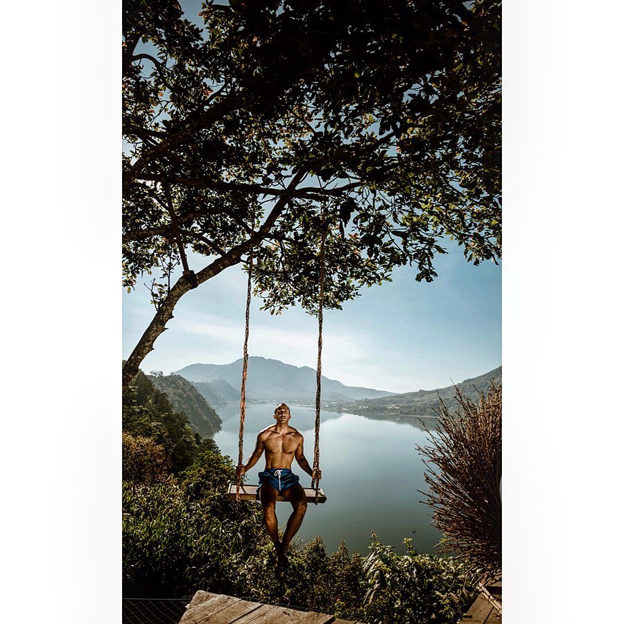 A Swing Or Swinga - DILAN ABEYA Ltd.